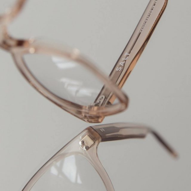Fine Eyes – eyewear